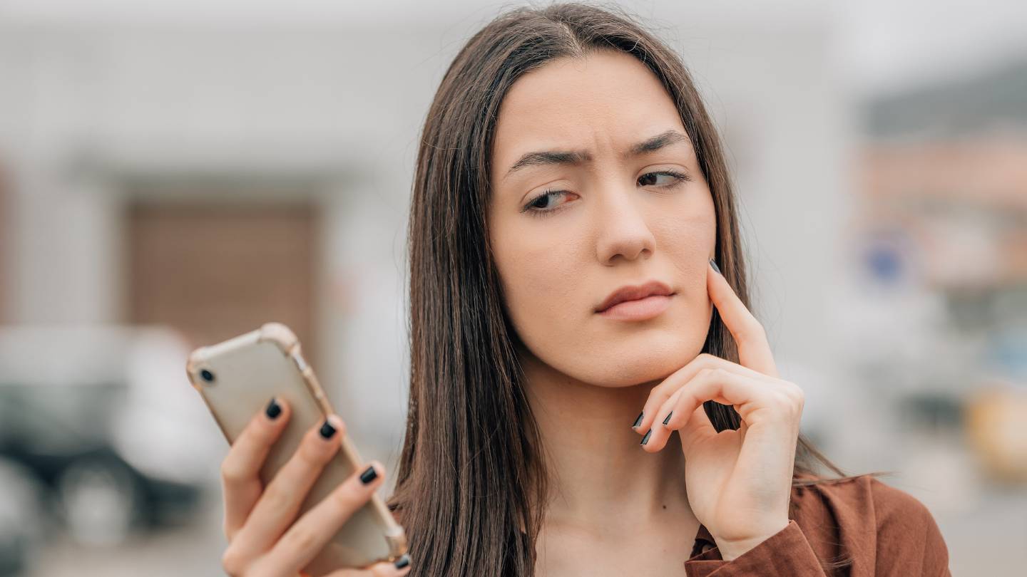 Arnaque sur internet : les ruses des escrocs pour vider votre compte ...